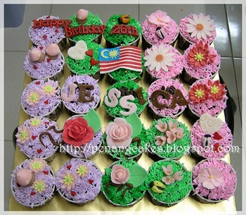 Non-Cartoon yet Unique Cupcakes in Penang